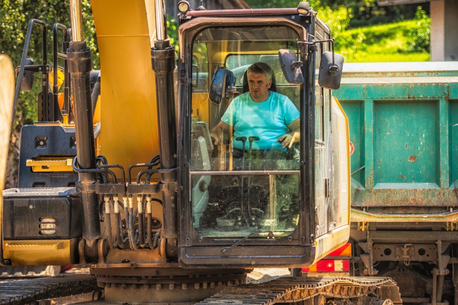 Ultimate Guide To Digger And Operator Hire Rates In NZ - Civil ...